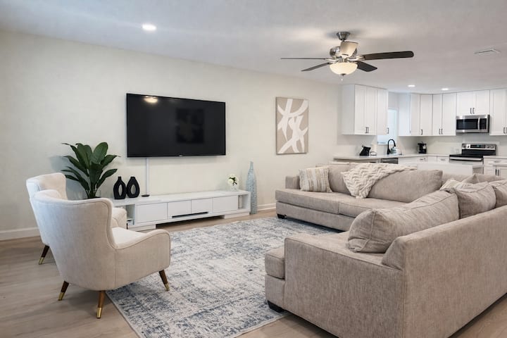 The Haven House In Crosby - 3 Bedrooms - Crosby, TX