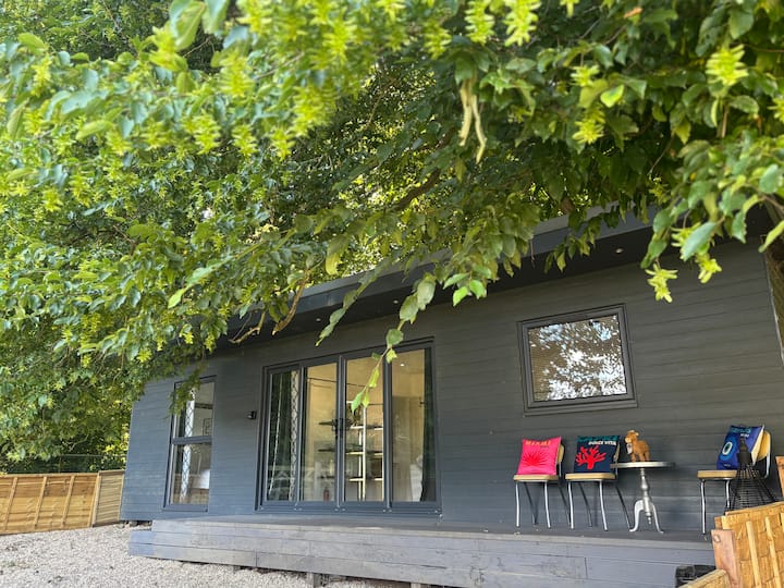 Woodland Retreat Riverside Farm Stay Firepitbbq - Stevenage