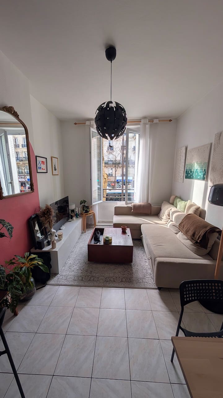 T2 Lumineux Et Chaleureux De 40m² - Paris 18 - París