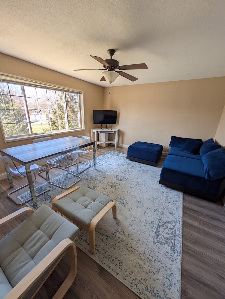 1-bedroom Condo University Heights - Iowa City, IA
