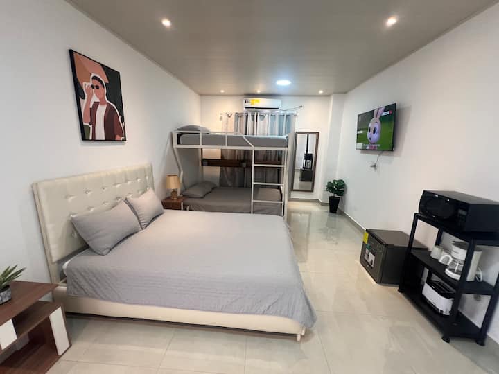 Los 4 Caminos Village - Panama