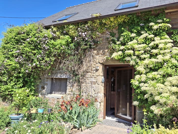 Longère Normande En Pierre - Normandie