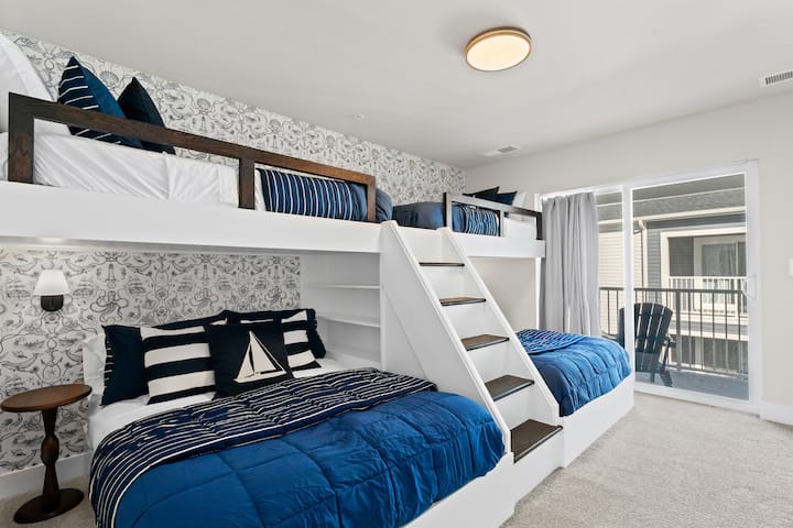 1 Block From Beach! New Ocmd Townhome! - Fenwick Island, DE