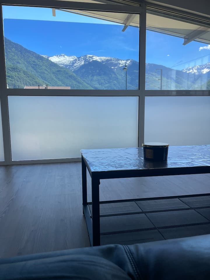 Au Loft 90 M2, Terrasse, Parking Privé Auto, Moto - Albertville