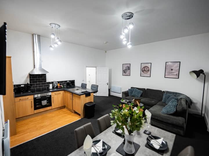 Spacious Elms West Apartment (Free Parking) - 桑德蘭