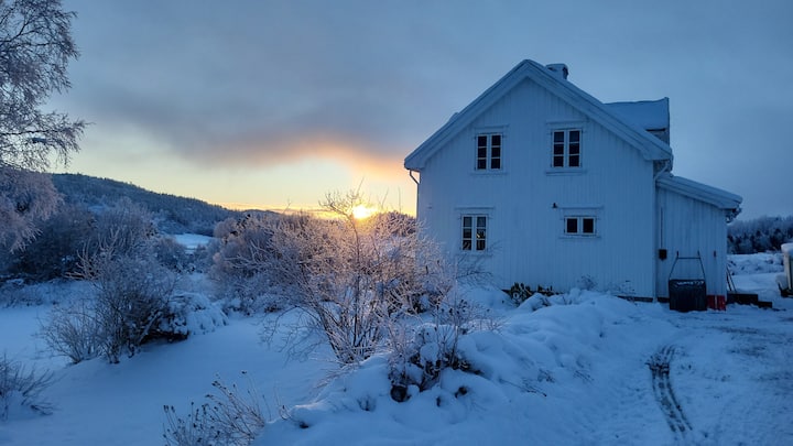 Sjarmerende Hus På Kjerknesvågen - Småland