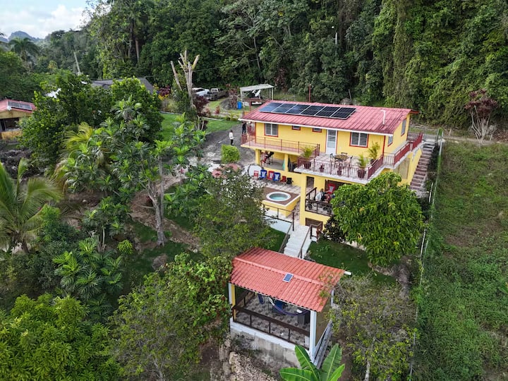 La Casita Amarilla - Scenic Mountain Retreat - Utuado