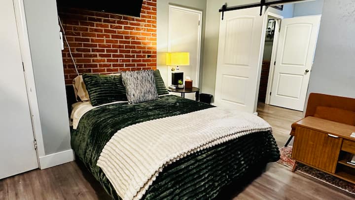 Cleaning Fee Waived:mins To Bsu/dt/aprt/hwy - Boise, ID