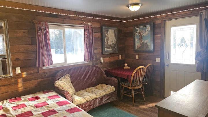Cozy Cabin - Sterling, AK