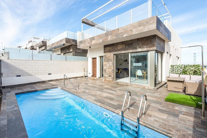 Mamosparadaise - Cabo Roig