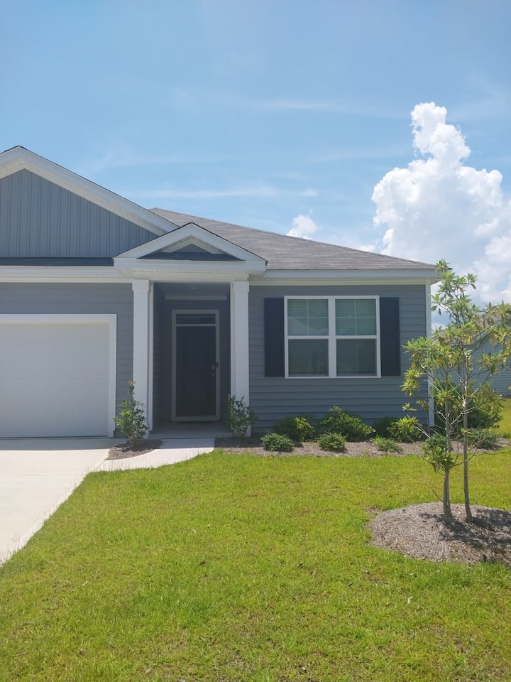 Relax And Unwind In This Beautiful 3br Beach Home! - Little River, SC