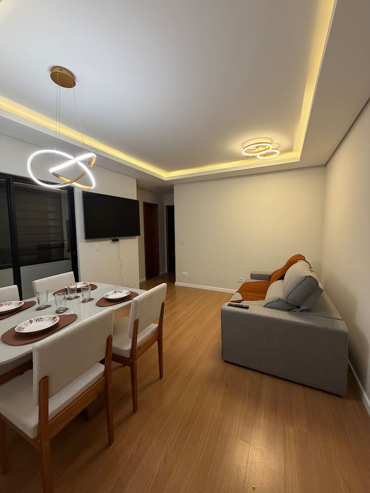 10 Min Do Aeroporto | 2 Quartos + Churrasqueira - São José dos Pinhais