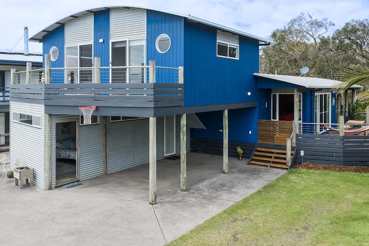 Stylish Beach Home With Rural Views - Cape Paterson