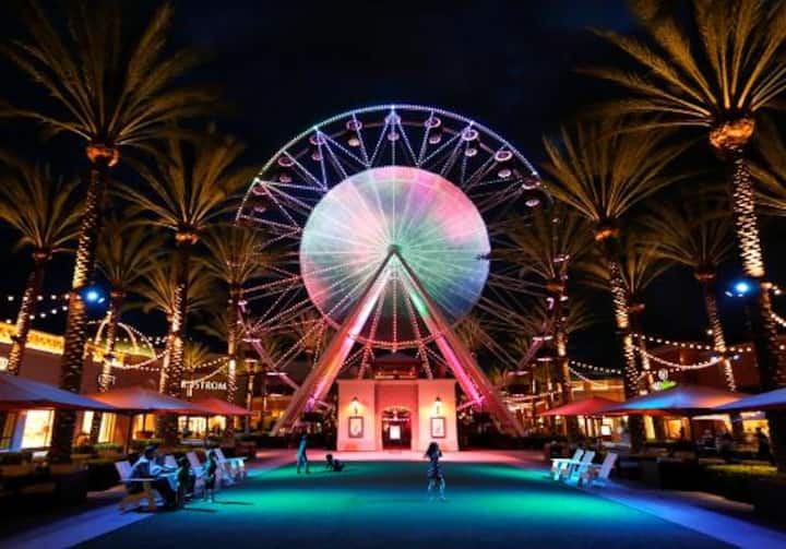 Walking 5 Mins Spectrum Luxury Apt，3b2b Pool View - Irvine, CA