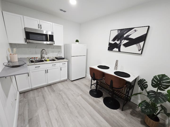 Small & Cozy Private Stay/weeki Wachee Springs - Spring Hill, FL