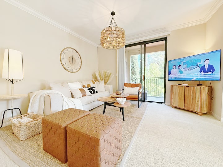 Walking 5 Mins Spectrum 3b 2b Luxury Apt Pool View - Lake Forest, CA