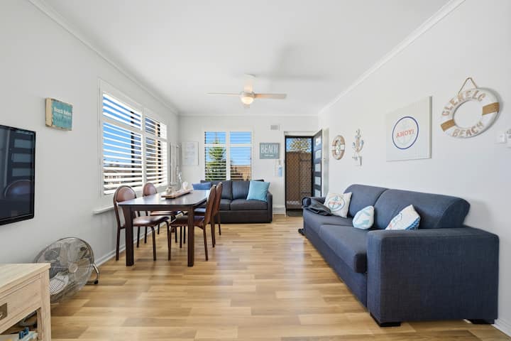 Belle Escapes - Life Is A Beach - Adelaide