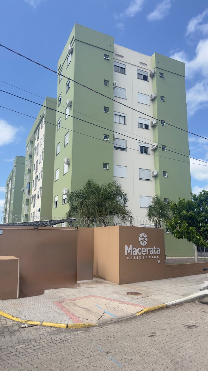 Apartamento Com Ar E Garagem Coberta - Santa Maria, Brazil