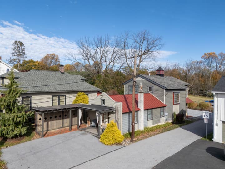 The Artisan Collective - Malvern, PA