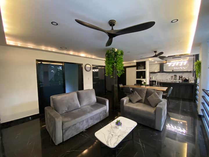 Jaguar | Jungle Waterfall Oasis Uvita - Costa Rica