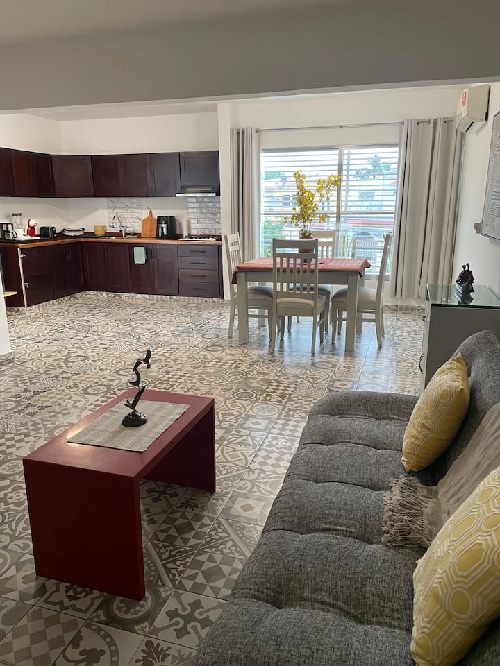 Departamento Con Cochera Cerca De Plaza Altabrisa - Villahermosa