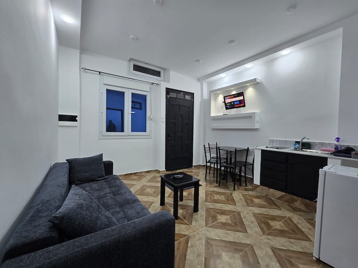 Studio Moderne Et Bien éQuipé, Propre Et Calme. - Béjaïa