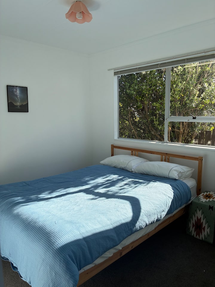 Sunny Room In Raglan West – Close To Surf & Town - Raglan