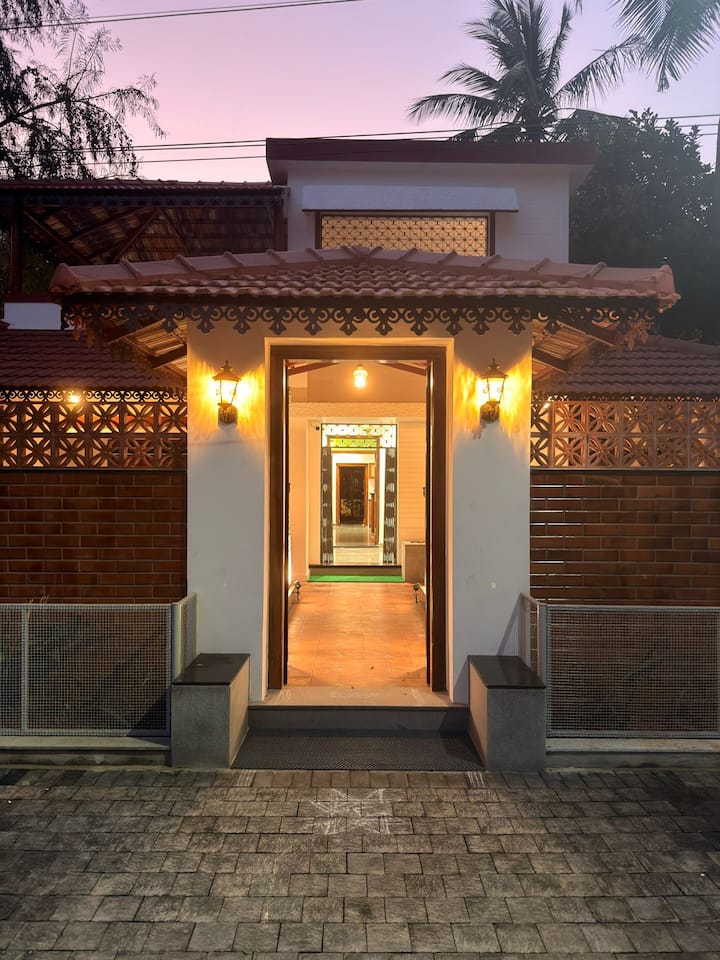 Authentic Chettinad Heritage In Heart Of Karaikudi - Karaikudi