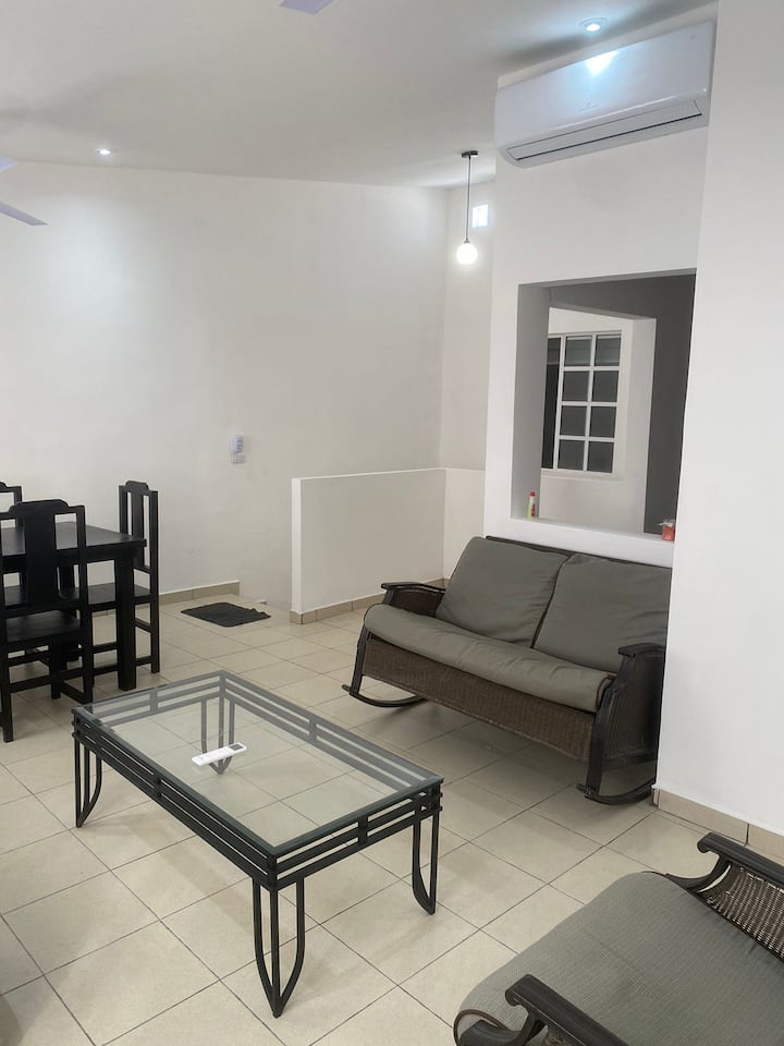 Depto. A Parque Industrial Del Norte/villa Florida - Reynosa