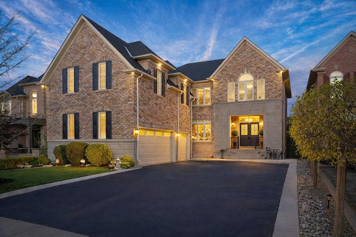 Bright. Private. Above-ground. Not A Basement. - Brampton