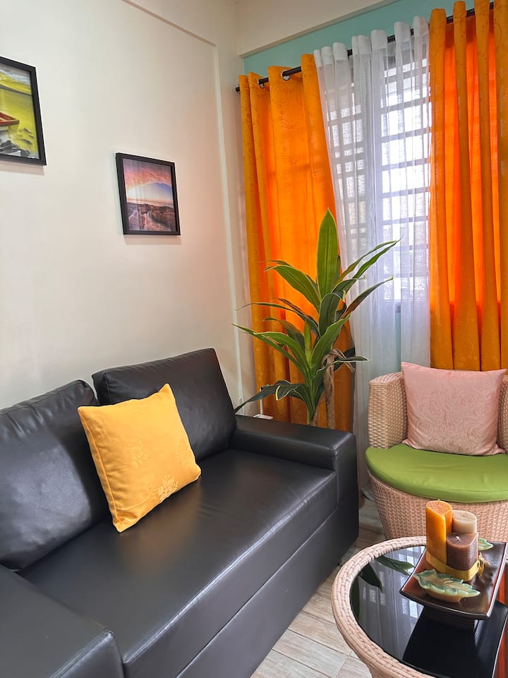 Cozy Townhouse Staycation A - Malolos