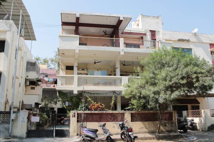 Vaidehi Pg Home - Ahmedabad