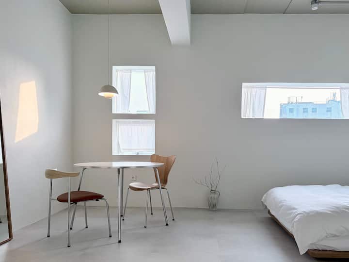 [22호] 조용히 오래 머물고 싶은 집, 스노우 레터 하우스 - Mokpo-si