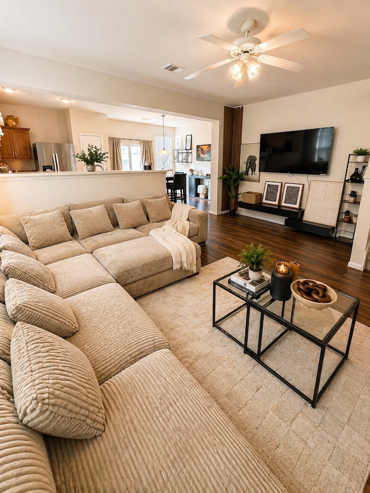 Earthy Luxe Retreat. A Warm Escape. Houston Vibes - Houston, TX