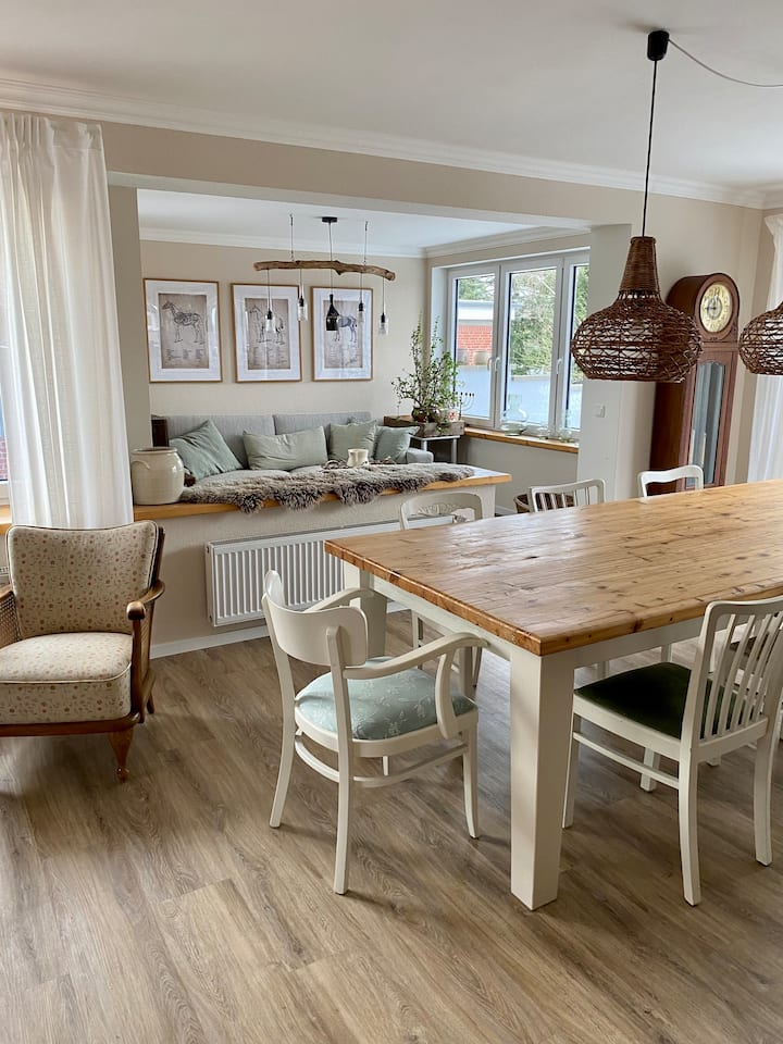 Großes Ferienhaus Nahe Ostsee, Ruhig Gelegen - Behrensdorf