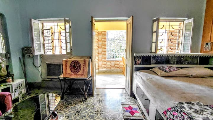 Maya's Crest - Howrah