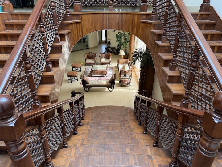 Luxury Bungalow Dha Phase 8 1000 Sq Yd - 카라치