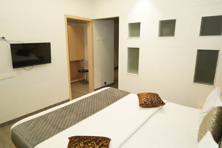 Deluxe Suite Room - Nanded