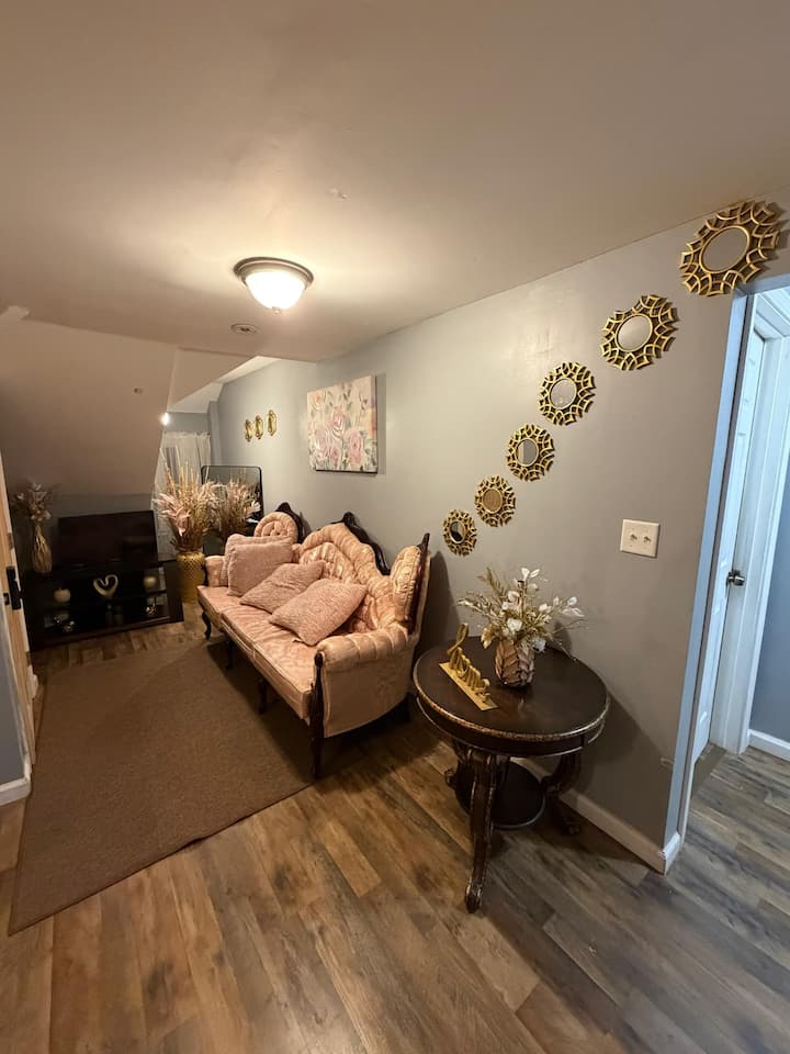 Quiet Comfy Getaway 3 Bdr Home In Hartford - Hartford, CT