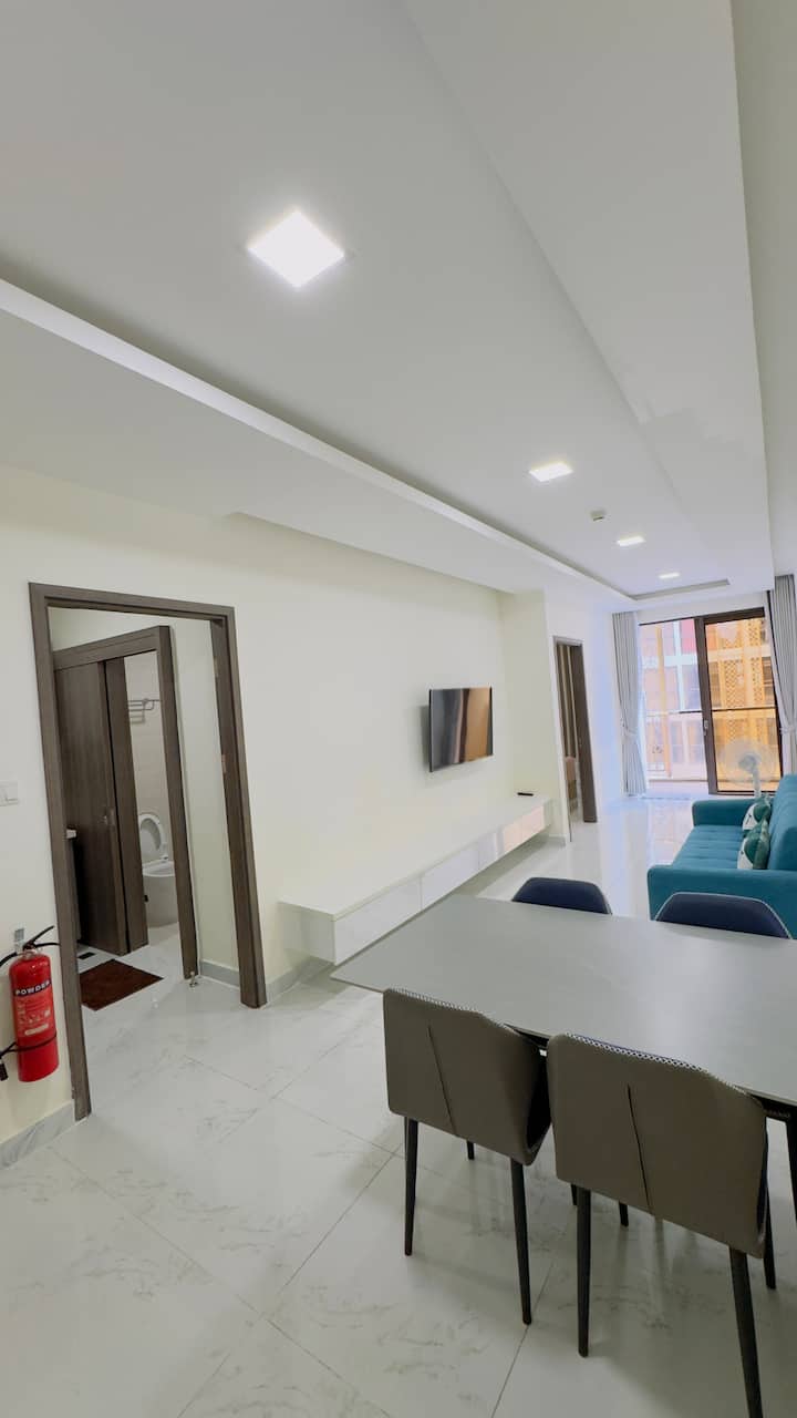 Fully Furnished City View Studio Unit For Couples - Phnom Penh