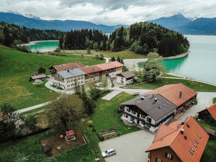 Ferienhof Jörglbauer
Ferienwohnung Hirsch - Lenggries