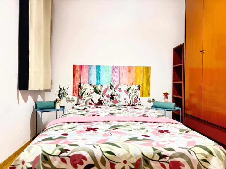 Habitación Doble Cómoda Cerca De Estación De Nord - Badalona