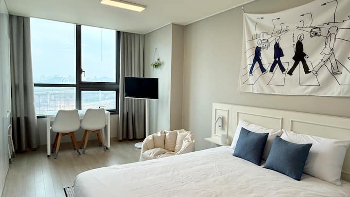 #넓은공간 #장박할인
#Ott #뻥뷰 #역세권
#어린이동반가족 #비즈니스 - 시흥시