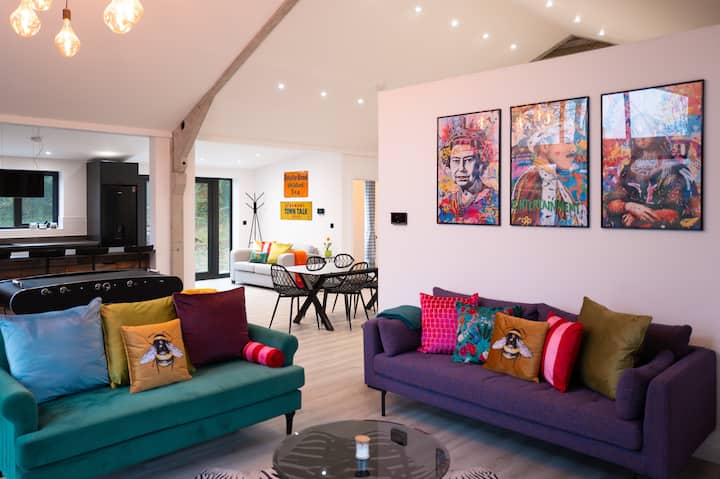 Perfect Booking | Hot Tub Cabin With Log Burner - Maidstone