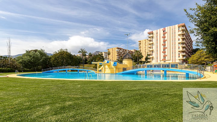 Suite Magnifique Avec Vue Sur La Mer Et Lamontagne - Benalmádena