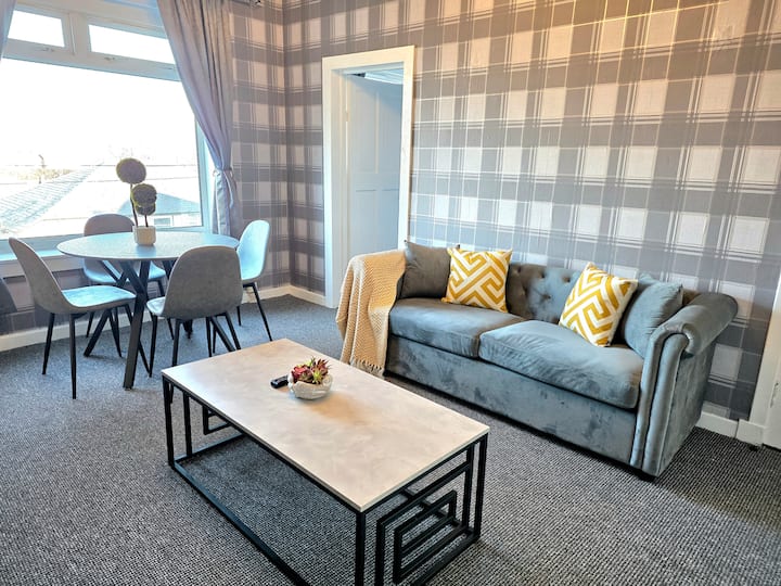 Modern & Cozy 3bed Home Near Hampden Park - Glasgow