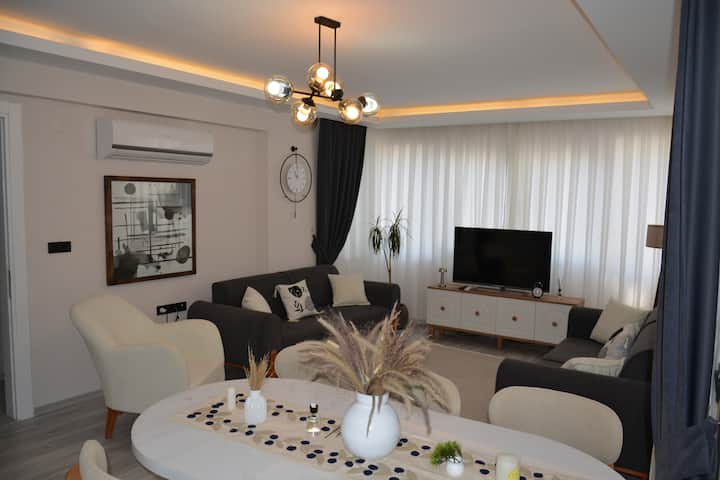 4 Yatak Odası 8(+2)kişiye Kadar Konaklama 2 Banyo - Ovacık