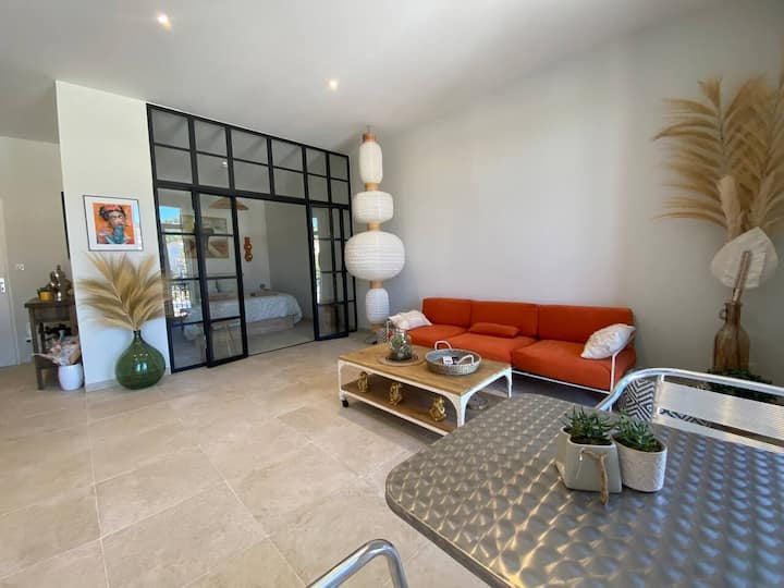 Apt Au Coeur Du Village Et Proche Bord De Mer - Le Pradet