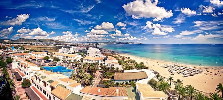 Apt Playa Bossa Ushuaia Beachfront, Reliable Host - Ibiza