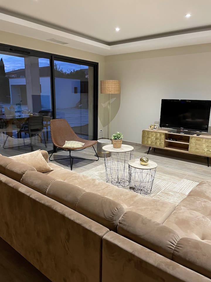 Location Villa Carcassonne 170 M² Avec Piscine - Carcasona